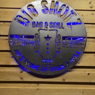 Big Shotz Bar & Grill